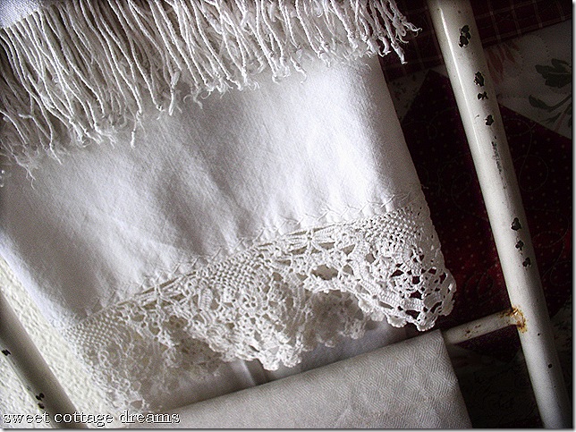 Sweet Cottage Dreams: Layering French Linens